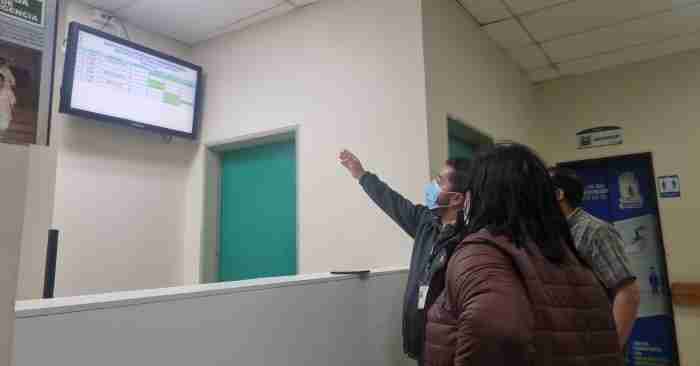 Hospital del IESS implementa pantallas informativas sobre ...