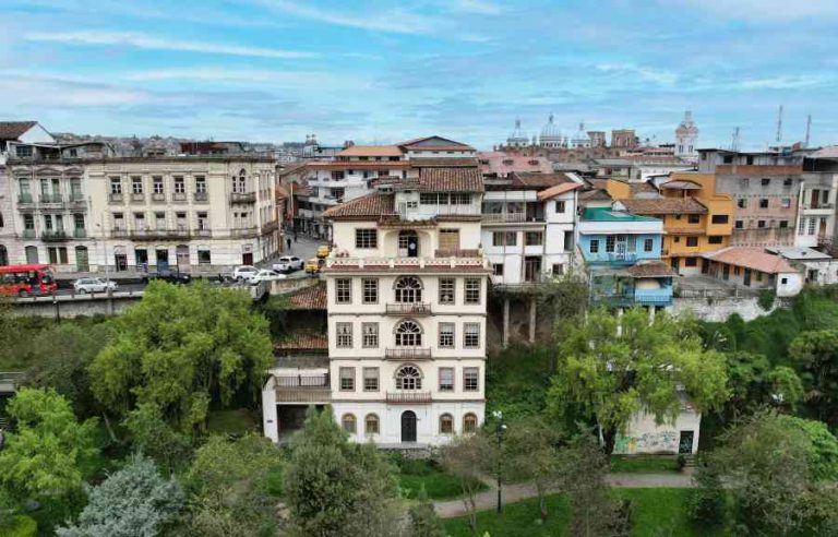 Las casas patrimoniales de la U de Cuenca se abren a la ciudad - El ...