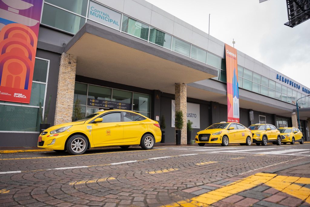 La Unión de Cooperativas de Transporte en Taxis del Azuay lanza TAXI QR ...